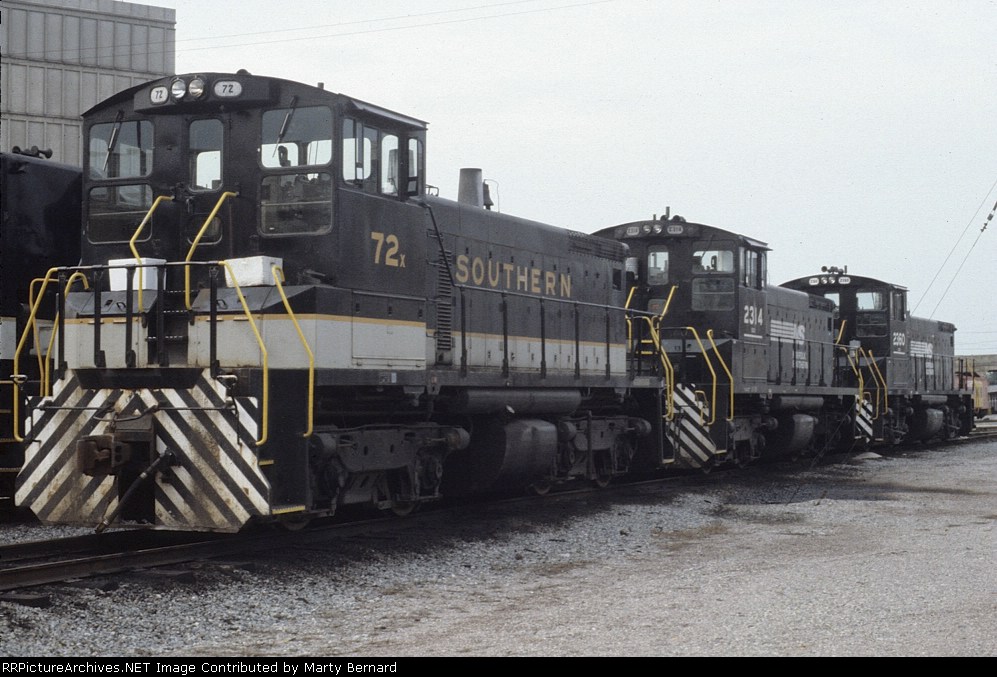 Same Model, Two Paint Schemes During Post Takeover